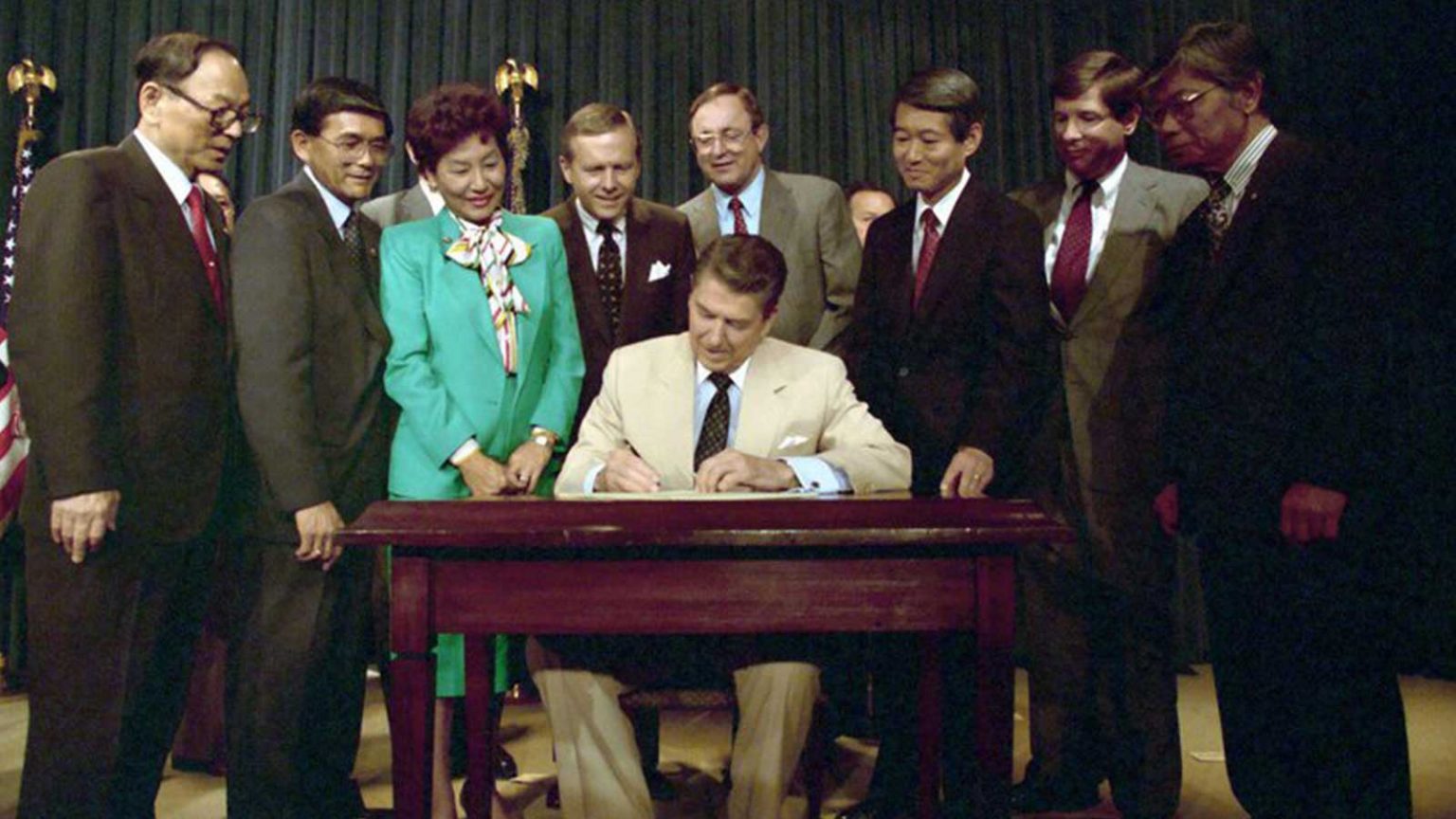 reagan-signing-japanese-american-reparations-bill-1987-1600x900 ...