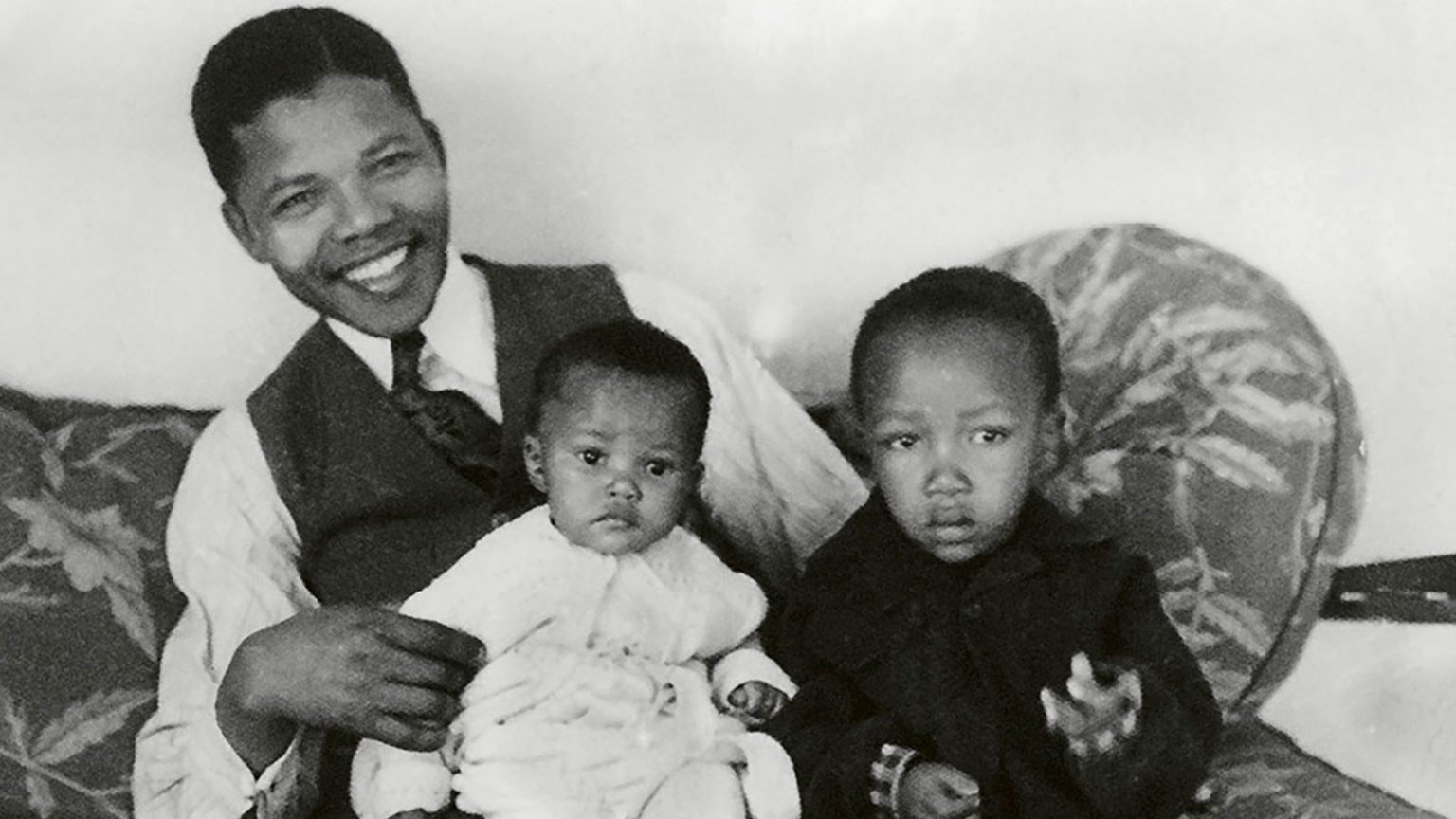 Nelson Mandela, the family man: New book offers an intimate portrait of ...